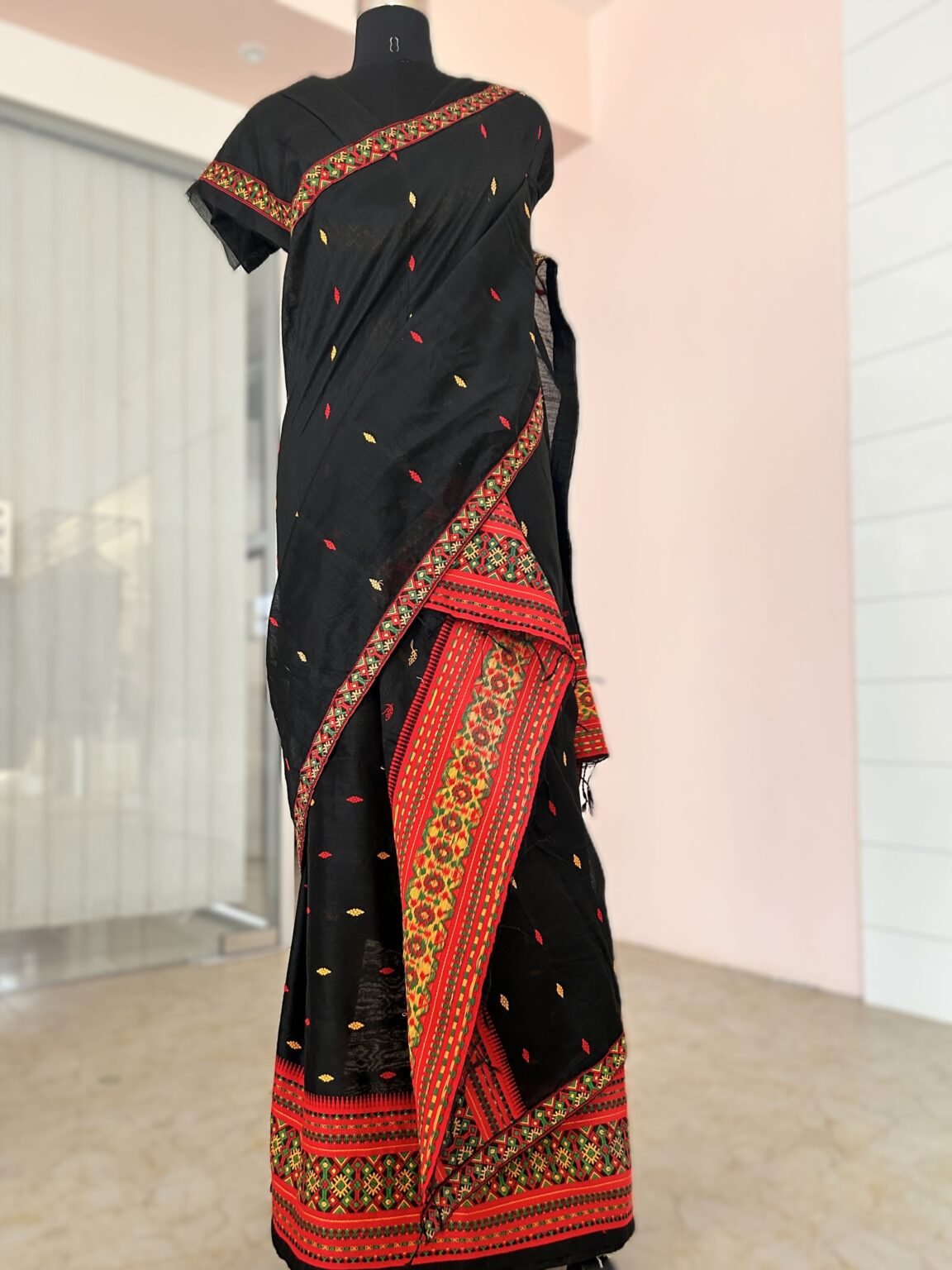 Midnight Muse – Mmrikanda